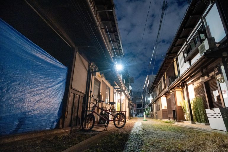 Waves of Chinese buyers save Japan's traditional properties